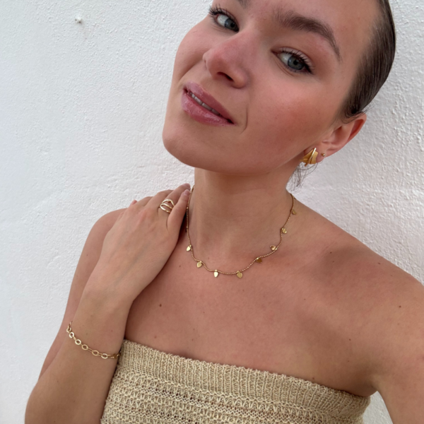 Halskæde med hjerter i stål, belagt med 14 K guld